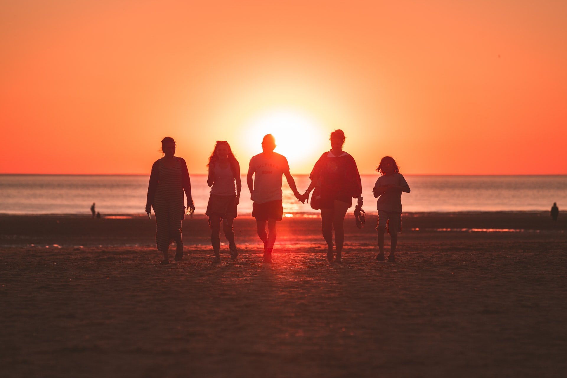 The Importance of Sticking Together as Parents - XO Marriage